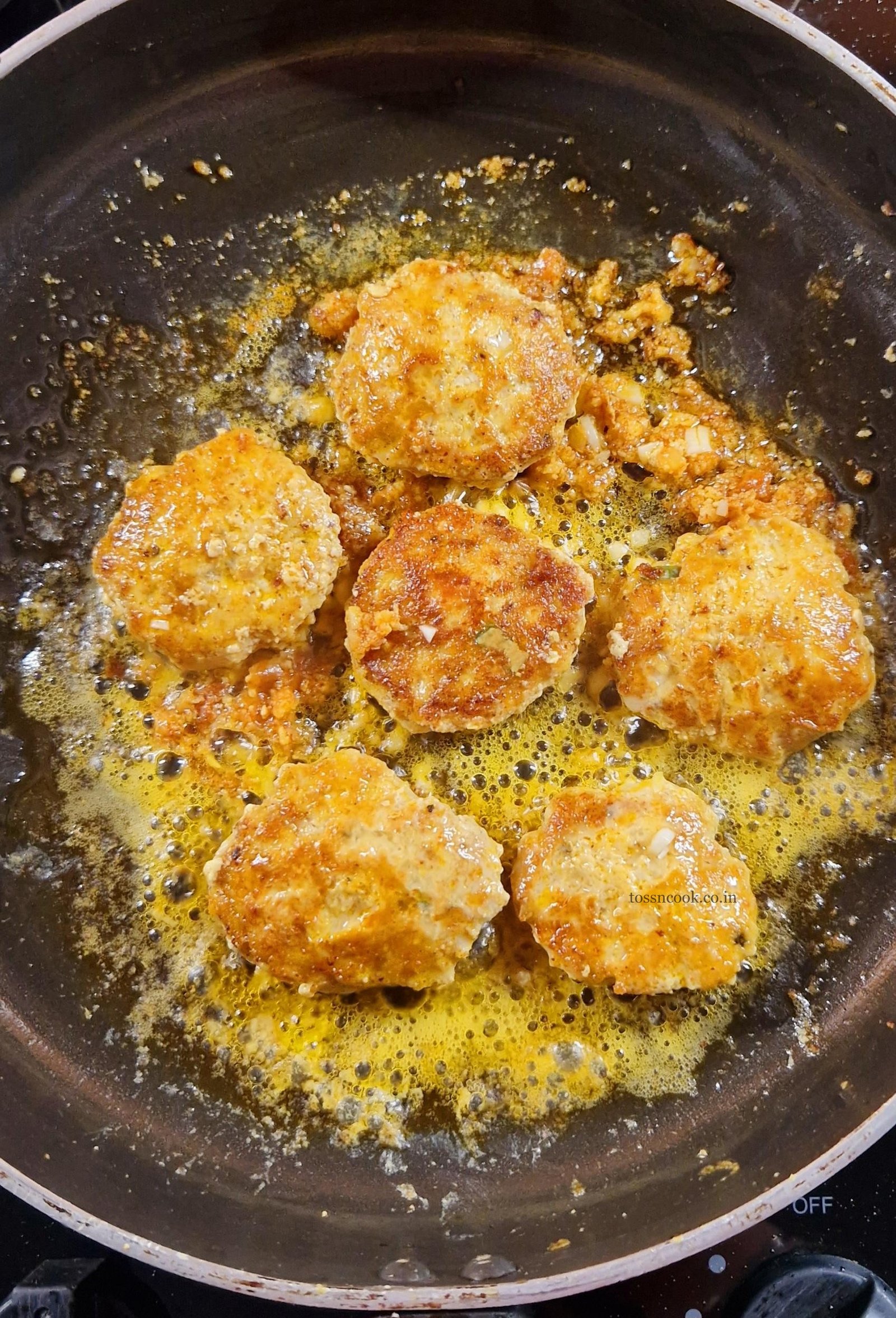 Authentic Lasooni Chicken Malai Kebabs - Toss N Cook™